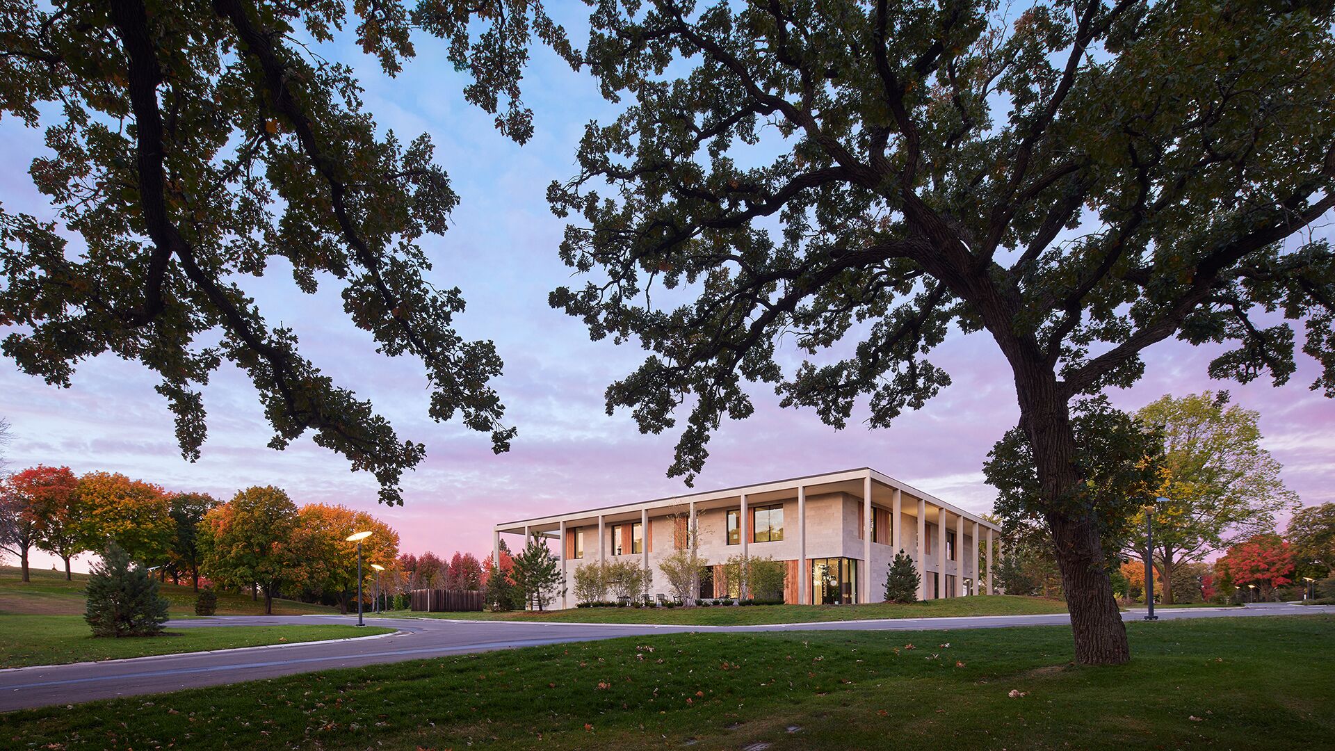 Lakewood Welcome Center – Snow Kreilich Architects